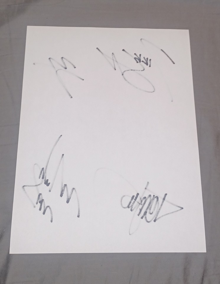 Motley Crue Signed Setlist. Autographed Poison Van Halen Ratt Skid Row ...