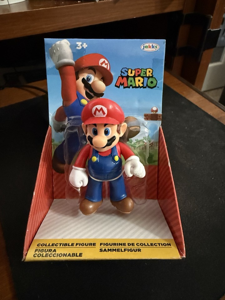 JAKKS Pacific World of Nintendo 2.5” Figure: Mario (Standing ...