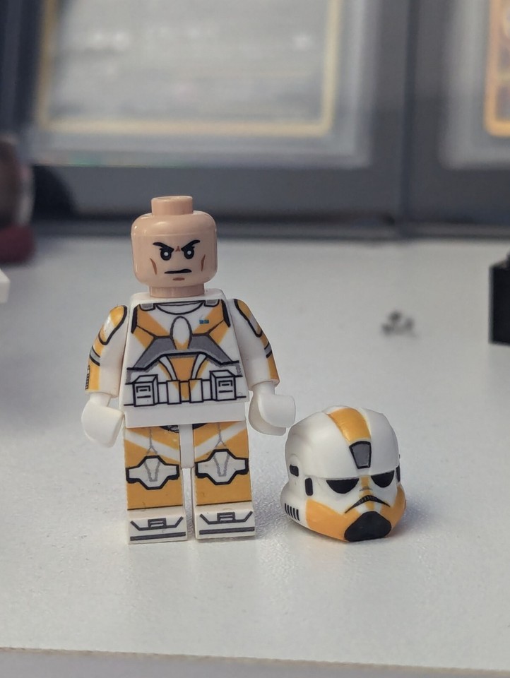 Lego Star Wars 13th Battalion/Yellow Engineer Clone Trooper Decaled ...