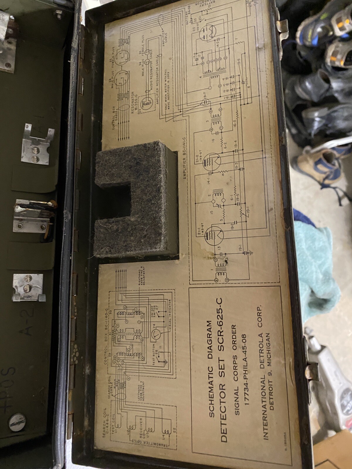 US Army Signal Corps of Engineers SCR-625-C Land Mine Detector ...