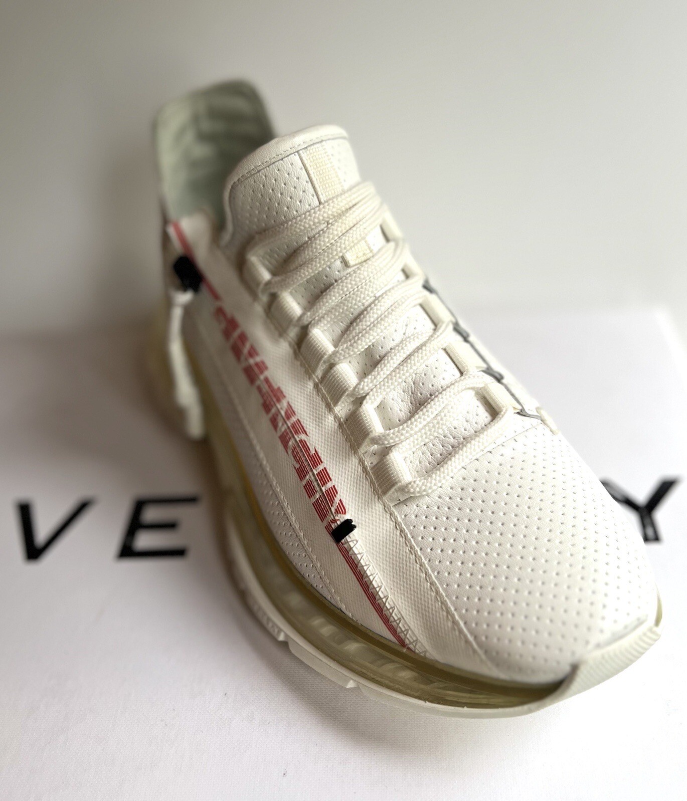 GIVENCHY Spectre Low Runner Side Zip Sneakers White/ Red Leather EU 39. ...