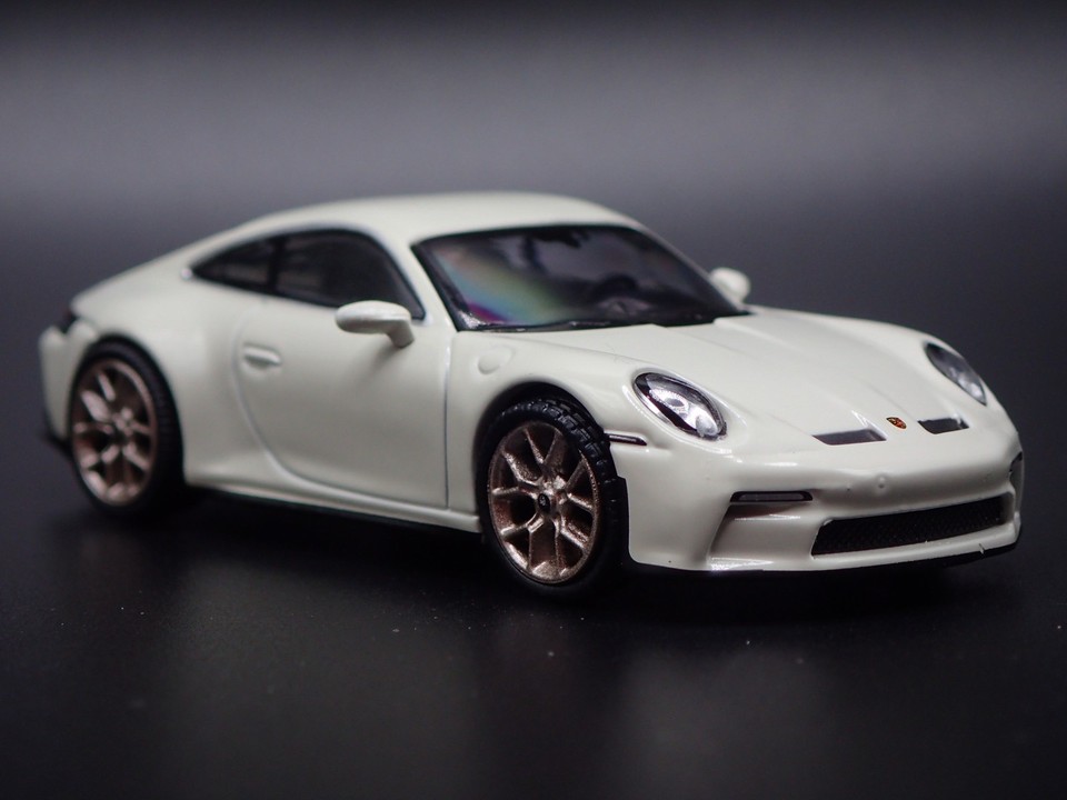 2018-2025 PORSCHE 911 GT3 TOURING 992 RARE 1:64 SCALE DIORAMA DIECAST ...