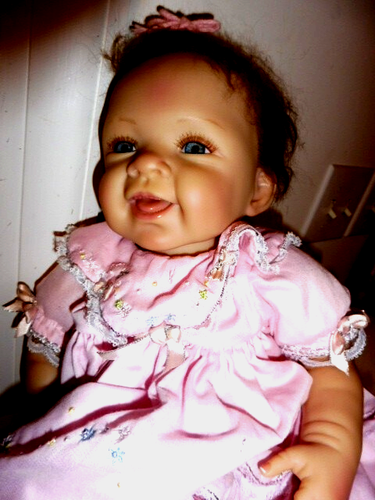 ASHTON DRAKE/WALTRAUD HANL VINYL & CLOTH 21 INCH BABY DOLL "PRETTY IN ...