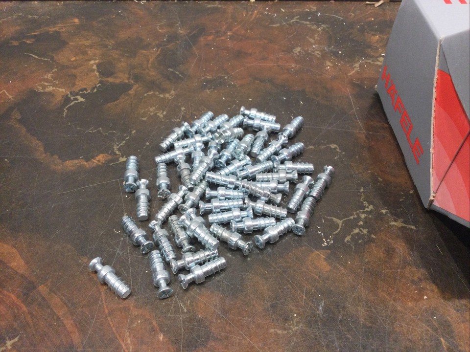 Open Box 50 Left Hafele Rafix 20 Connecting Bolts W/Special Bolts 263. ...