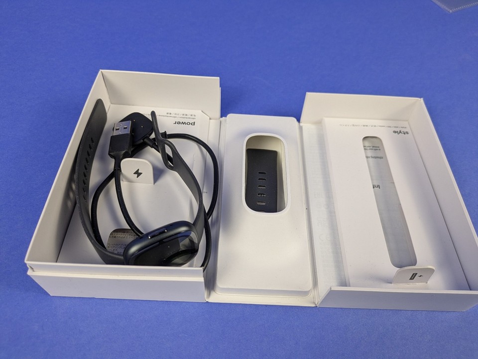 Fitbit Sense Advanced Health Watch Shadow Gray Smartwatch 8542A FB521 ...