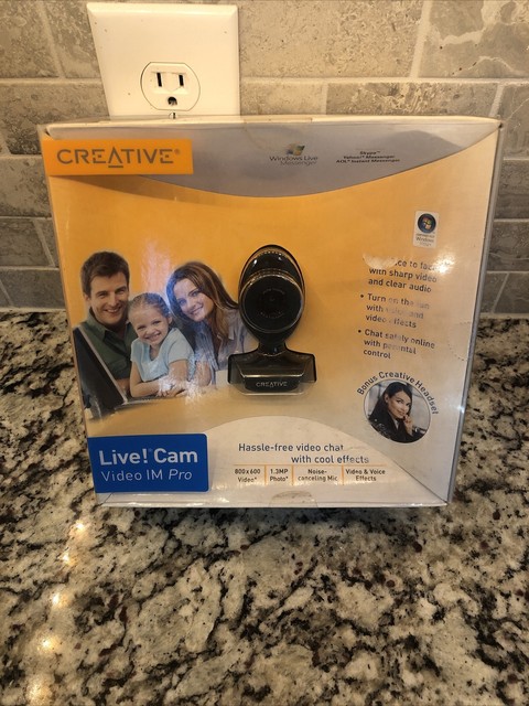 Creative Live Webcam VF0050 Camera With Clip Built in Microphone for ...