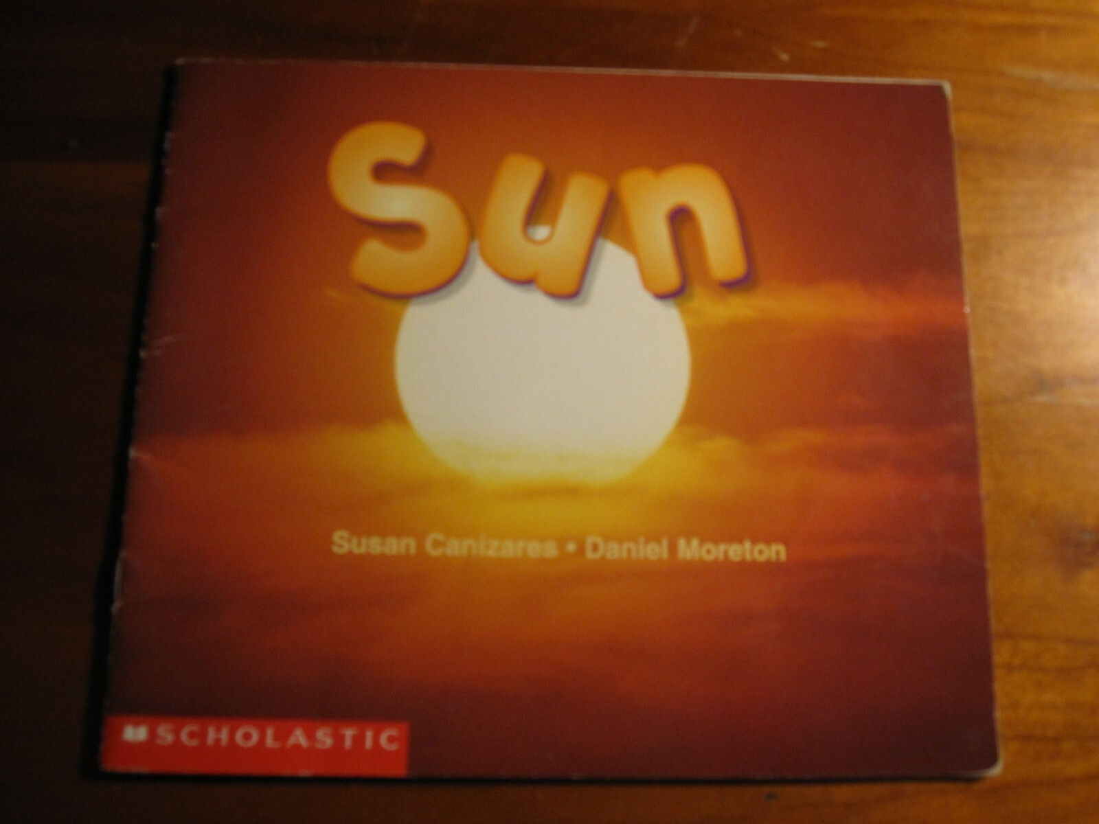 Science Emergent Readers: Sun by Daniel Moreton and Susan Canizares #80 ...