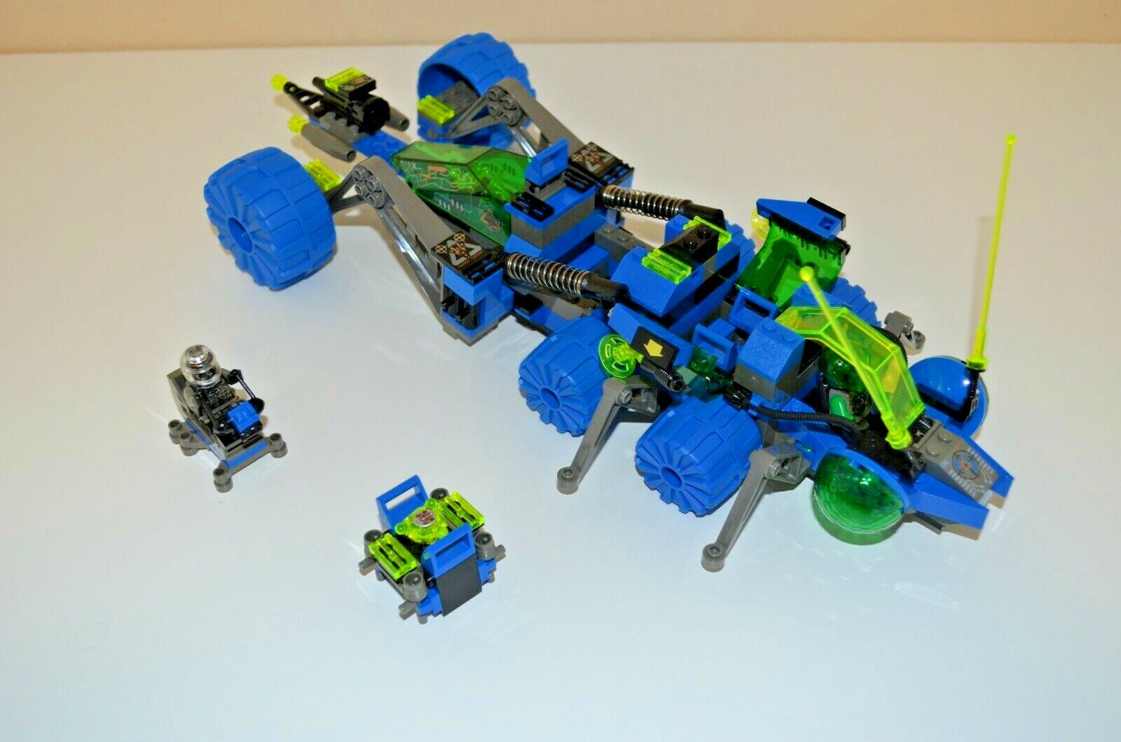 Lego Insectoids Space Set Number 6919, Planetary Prowler, Produced in ...