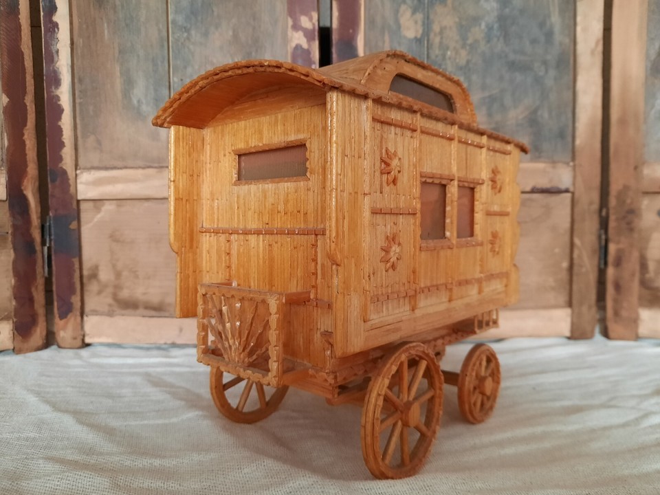 Matchbuilder Victorian Wagon gypsy Cart Matchstick Model vintge prison ...