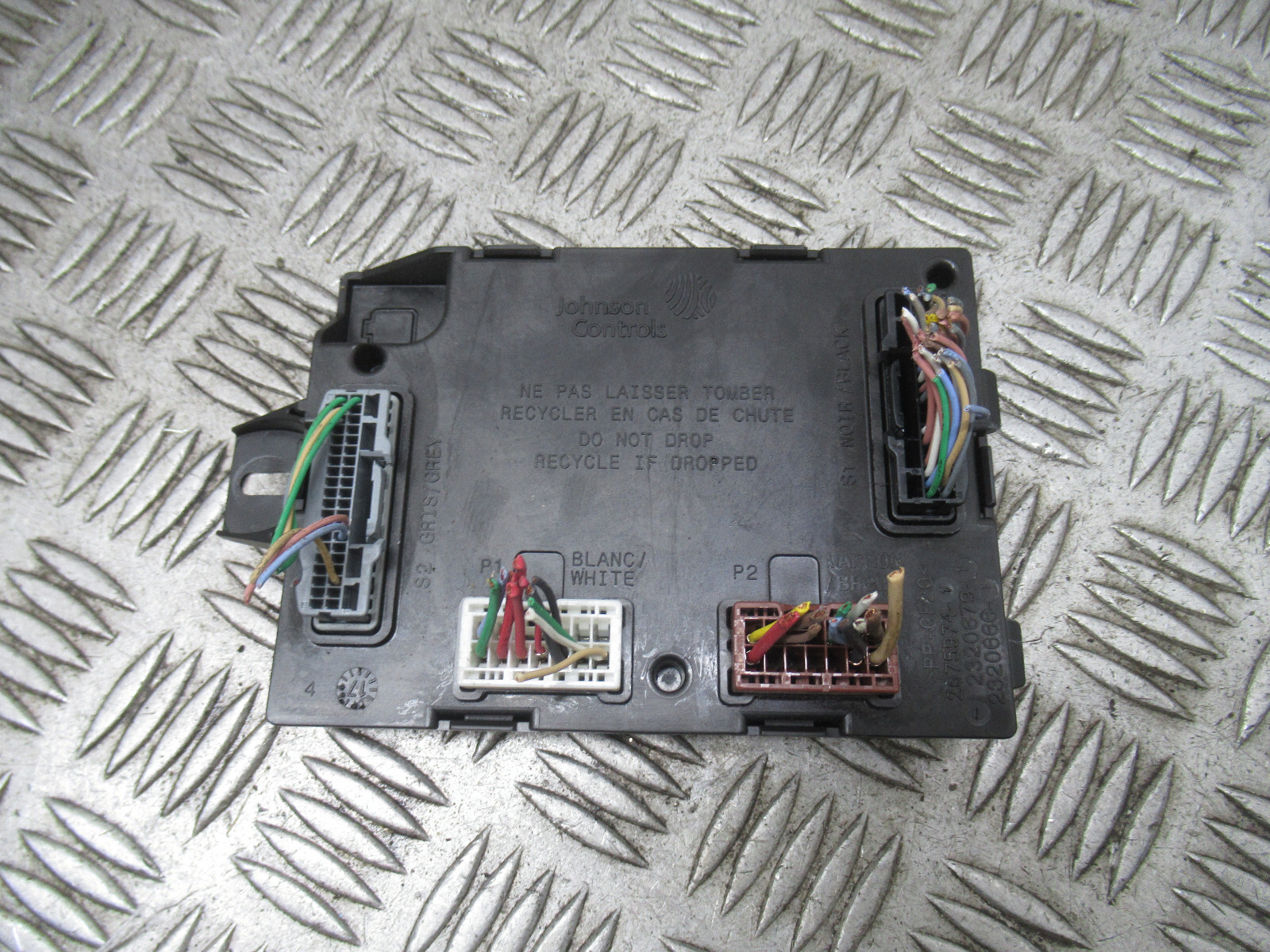 2017 VAUXHALL VIVARO L1H1 2700 X82 1.6CDTI MK2 BCM BODY CONTROL MODULE ...