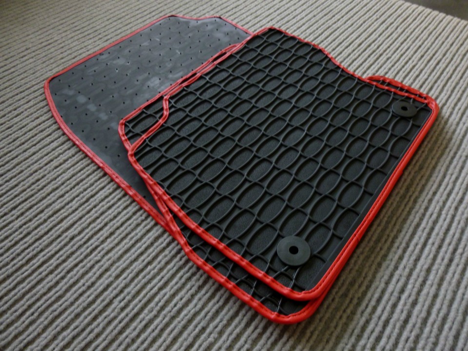 Lengenfelder Gummimatten passend für BMW F39 X2 + RAND ROT Gummi ...