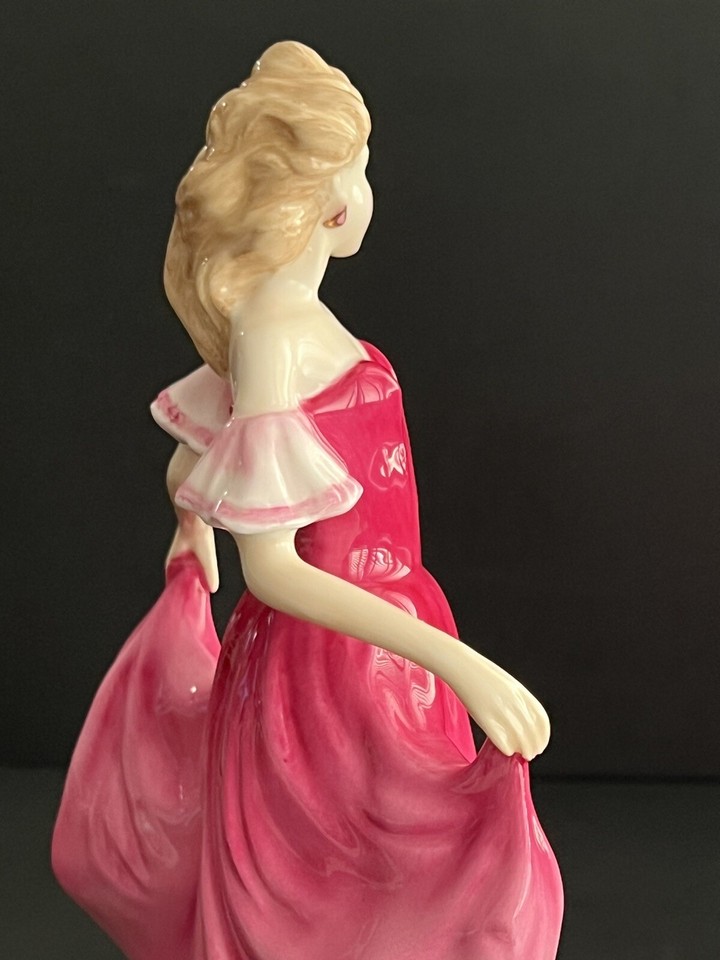 Beautiful Royal Doulton Figurine Emma / 1997 Lady Statue / HN3714.Mint ...