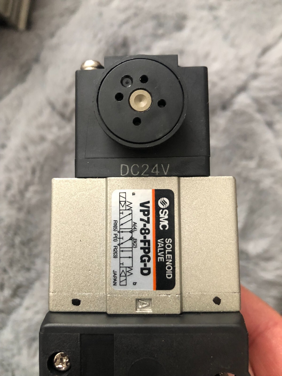 SMC VP7-8-FPG-D, SOLENOID VALVE, AC 100V, 3 POSITION | eBay