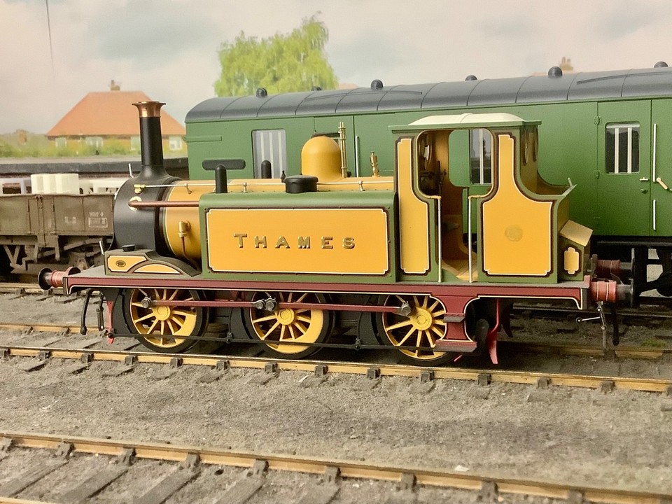 Dapol 7S-010-004 Class A1 Terrier 0-6-0 "Thames" in LBSCR improved ...