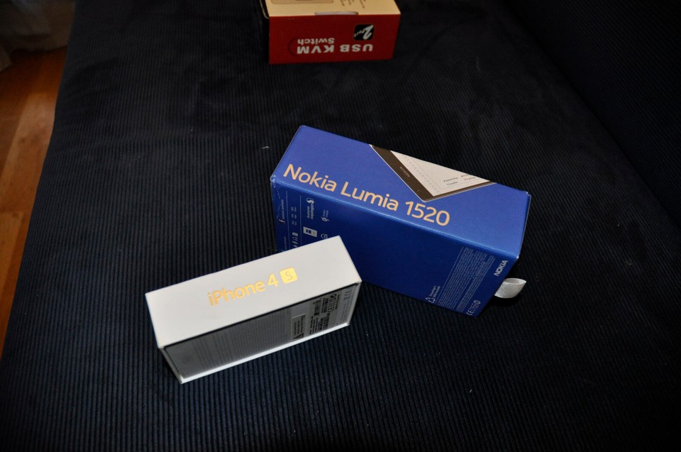 Boîte vide iPhone 4s Apple - TBE et Boite vide Nokia Lumia 1250 - TBE ...