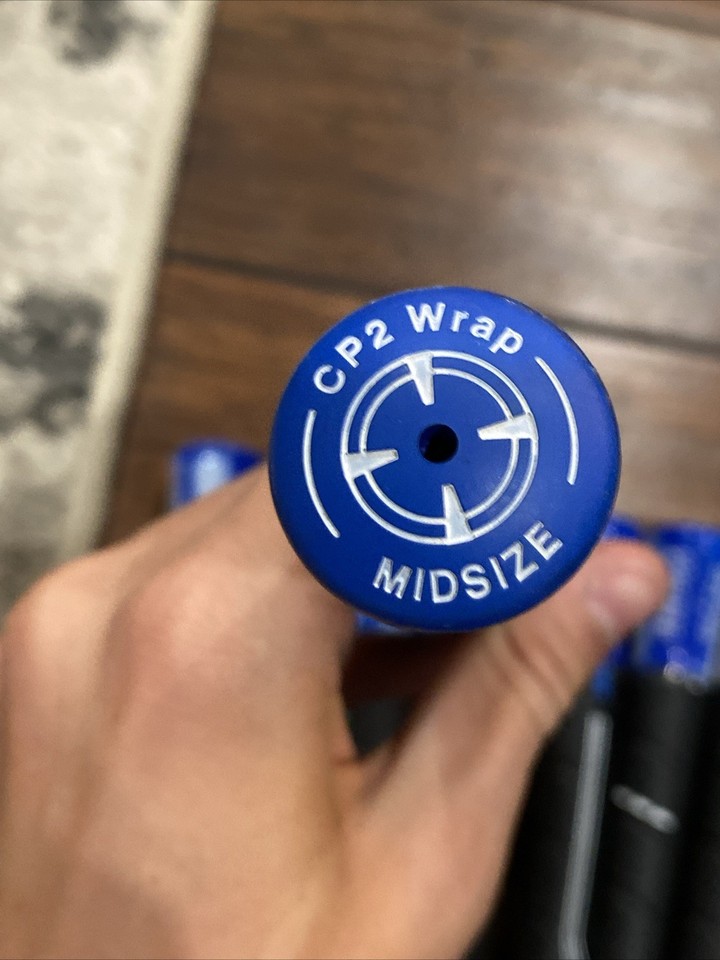 Qty 8 New GOLF PRIDE CP2 WRAP MIDSIZE (60R) GOLF GRIP BLACK/BLUE ...