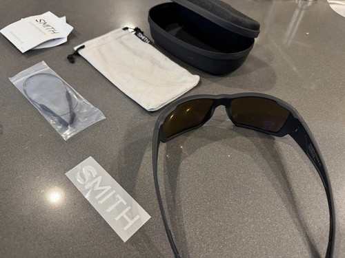 Smith Mens Guides Choice XL Matte Black | ChromaPop Polarized Gray ...