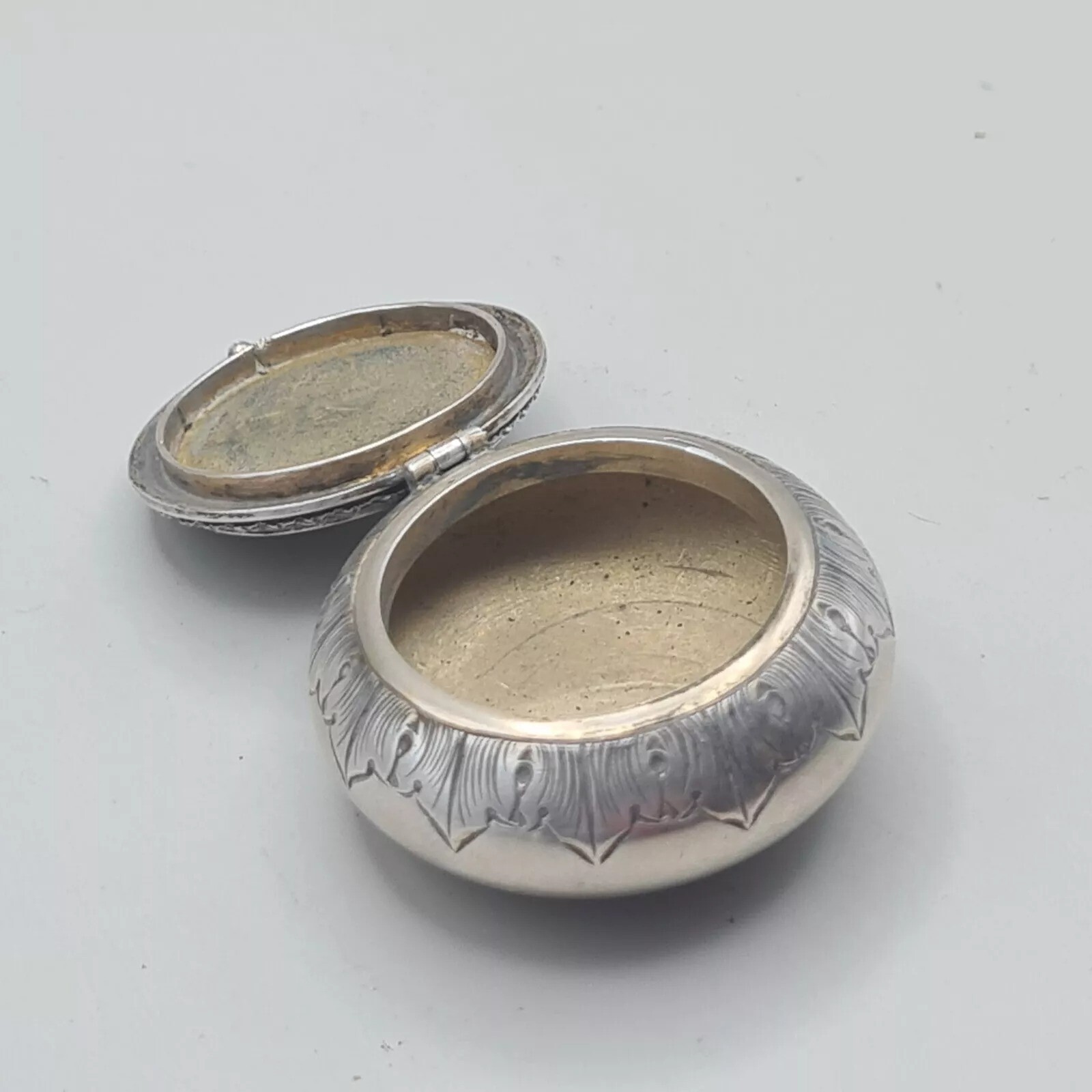 Antique Sterling Silver Pill Patch Box with Miniature Portrait C1820 | eBay