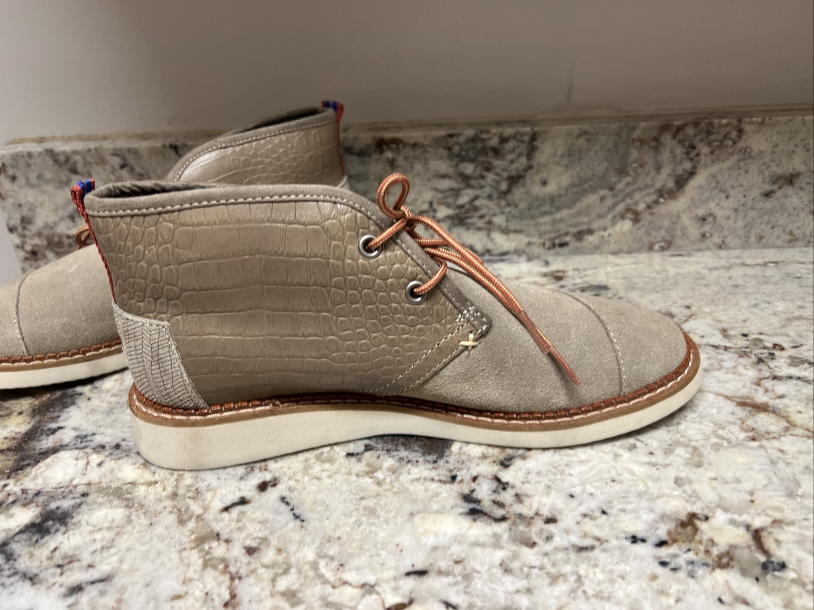 Toms Tan 380515 Suede Lace Up Men’s Boots/Shoes Size 7.5 Not Worn | eBay