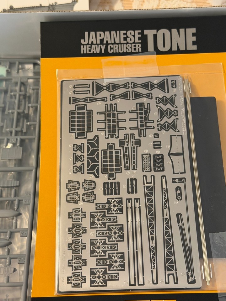 WW2 IJN Ship models Yamato&Mogami new&unassembled in pristine boxes.Re ...