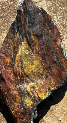 Vulcan nephrite jade specimen northern ca Vulcan jade Big Sur USA jade ...