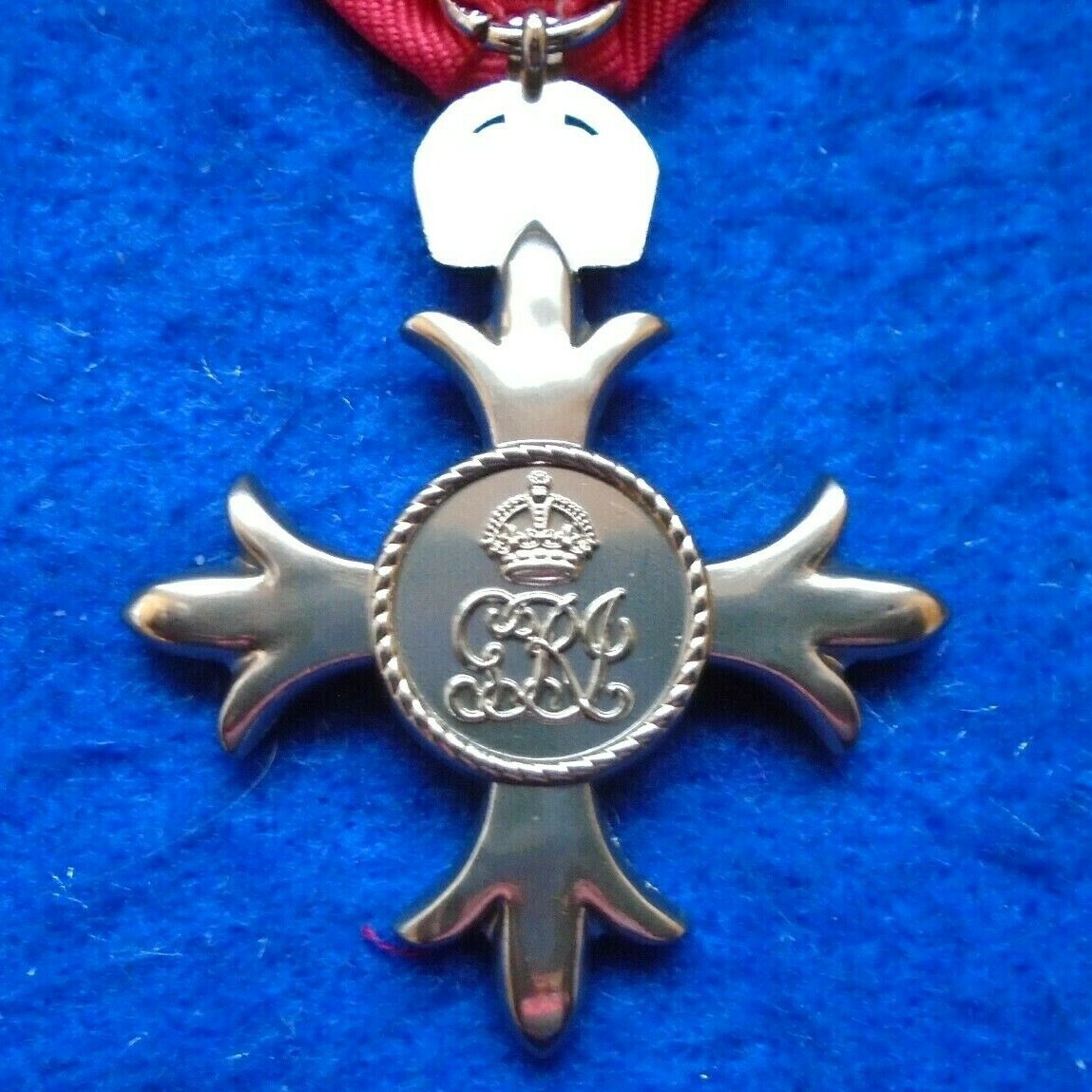 MBE MEMBER OF THE BRITISH EMPIRE FULL SIZE MEDAL & RIBBON. REPRODUCTION ...