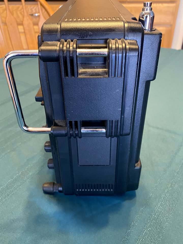 Vintage Panasonic Model No. RF-2800 AM/FM/Shortwave Radio (No Power ...