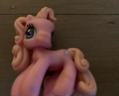 Hasbro My Little Pony Pinkie Pie Ponyville Mini Figure Pink Balloons ...