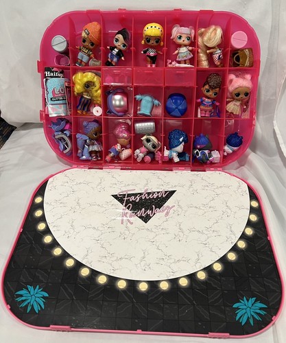 LOL Surprise! Storage Case with 10 Dolls and 4 Pets, Space Suit and ...