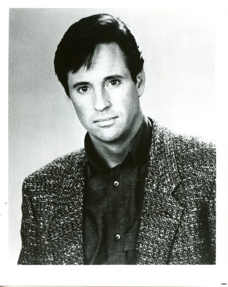 Robert Hays Shirtless