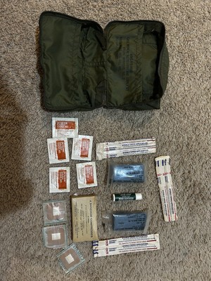 1943 Military Med Kit Comes With All Medical Supplies From 1943 Inside ...