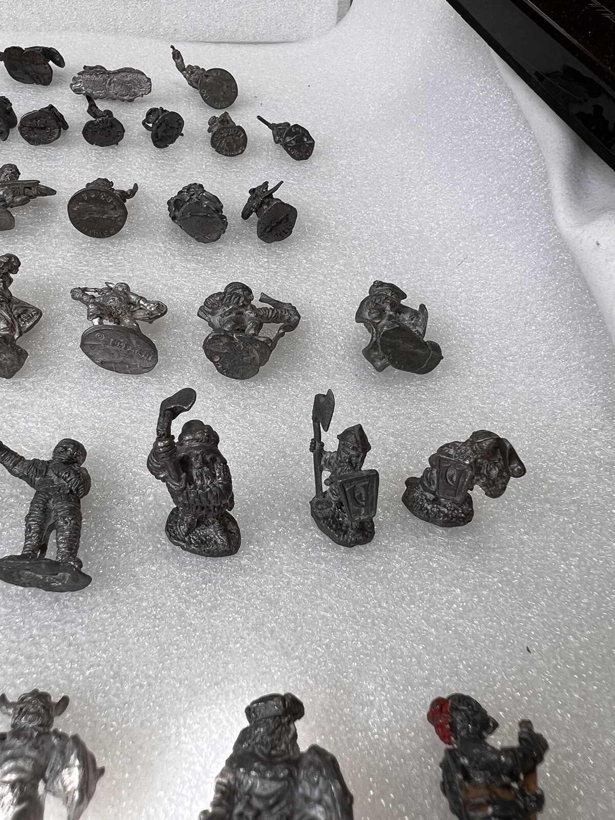 Vintage Lot of 75 D&D Miniatures GM TSR GRENADIER MODELS MISCELLANEOUS ...