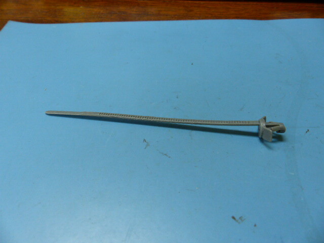 PIOLAX 24225-79900 Qty of 50 per Lot FASTNERS; body and cable clip ...