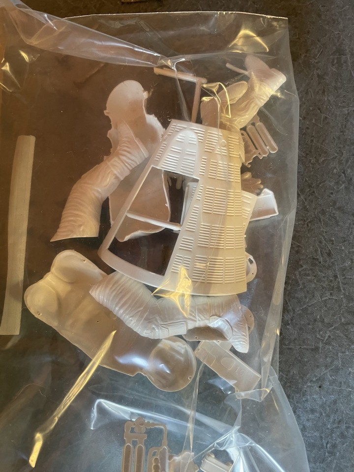 American Astronaut Revell Model Kit 1967 Vintage, Unbuilt Spacecraft | eBay