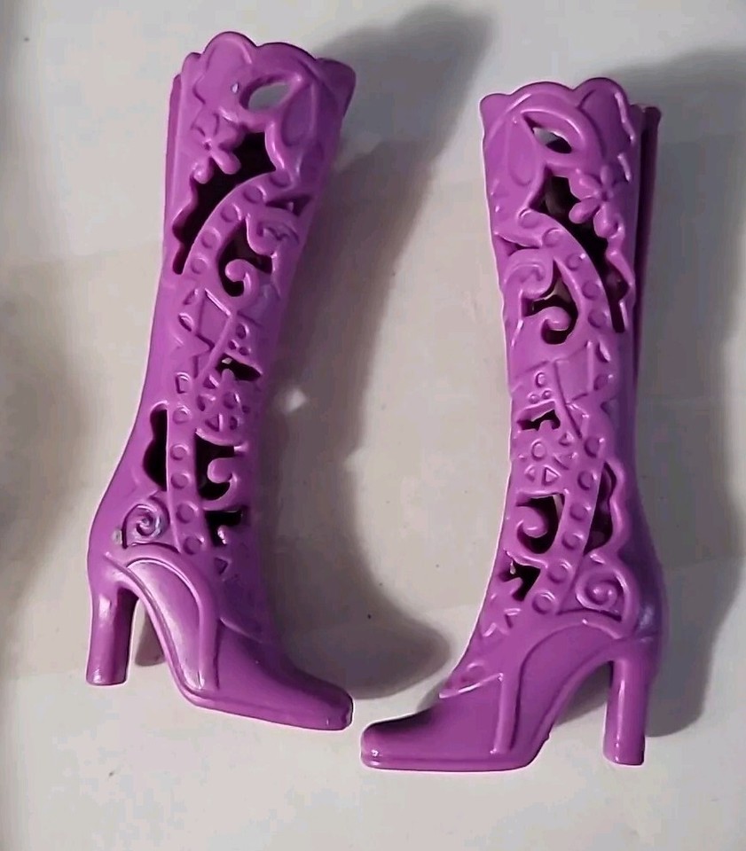 Barbie PRINCESS AND THE POP STAR KEIRA Tall Purple Boots Shoes Cut Outs ...