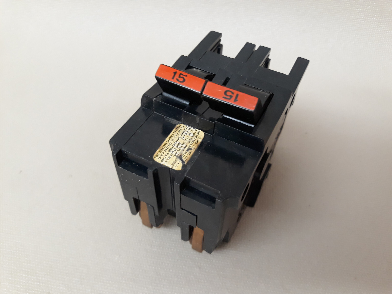 15 Amp Federal Pacific 2 Pole 2" Wide Type NA Breaker Chipped Plastic ...