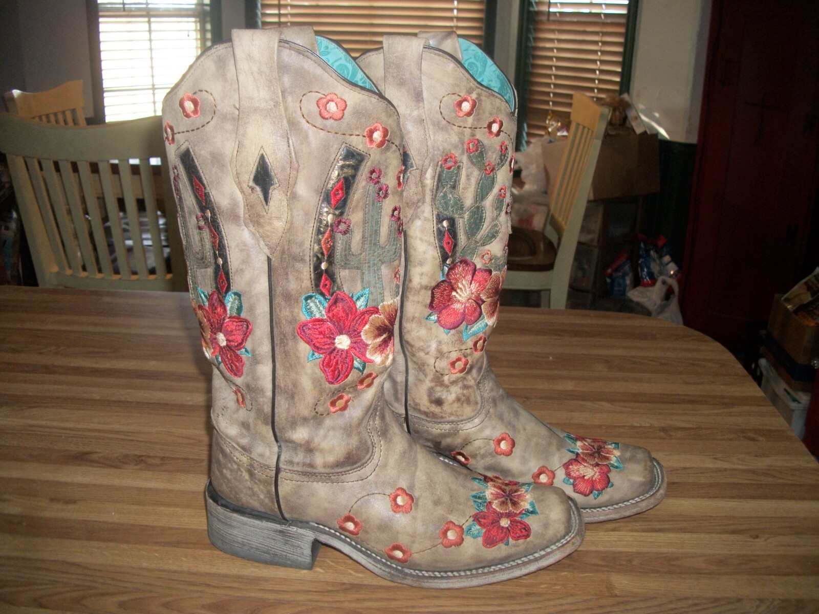 Womens Corral Taupe Cactus Overlay & Flowered Embroid… - Gem