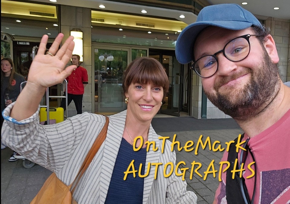 Feist Hand Signed Autograph 8x10 Photo In Person Proof Singer Indie 1-2 ...