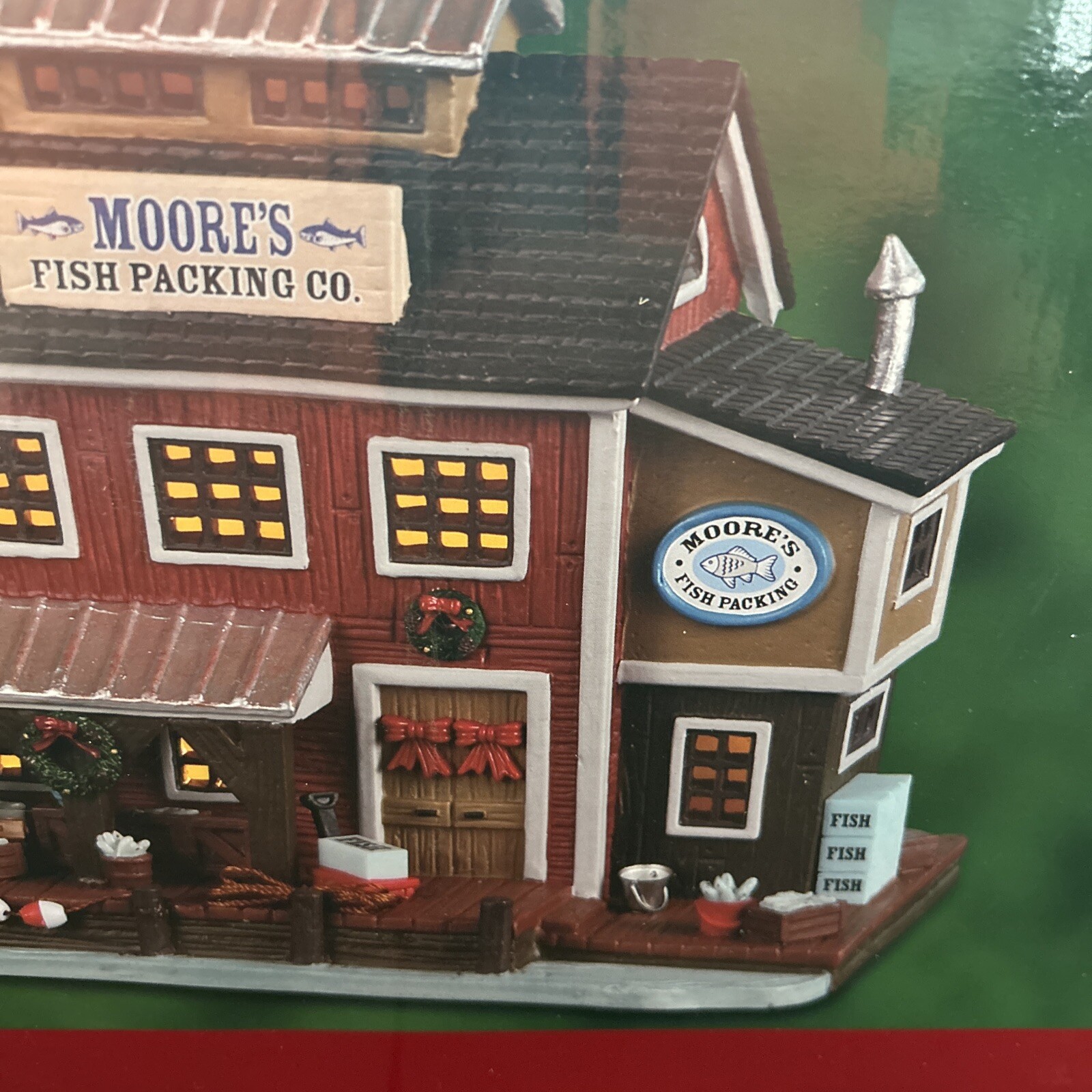 Lemax+Moore%27s+Fish+Packing+Co+-+Plymouth+Corners+Christmas+Village+ ...