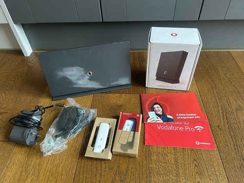 Vodafone Wi-Fi Hub THG3000 Modem Router + 4G Data Dongle + Super WiFi ...