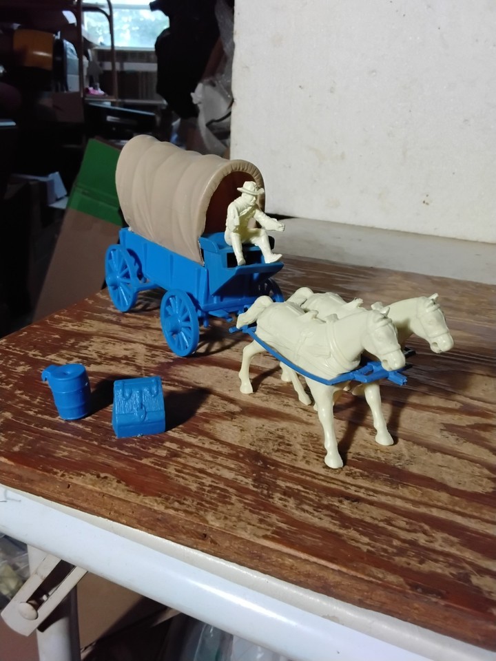 1959 Marx Blue Wagon w/Tan Top & driver Wagon Train Gunsmoke western ...