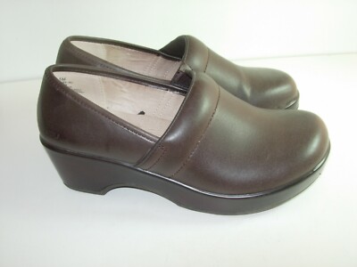 WOMENS BROWN LEATHER jambu CLOGS SLIP ONS JBU COMFORT HEELS SHOES SIZE ...