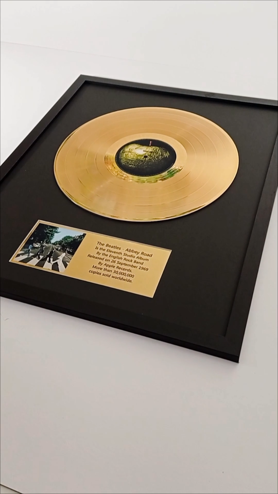 Led Zeppelin - Led Zeppelin II / LP Gold 12 inches / Souvenir in black ...