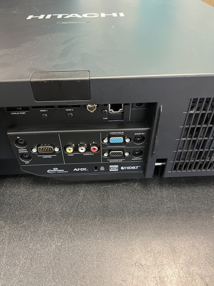 Hitachi Large Venue Projector CP-WU8700B WUXGA w/ Lens 🔥 | eBay