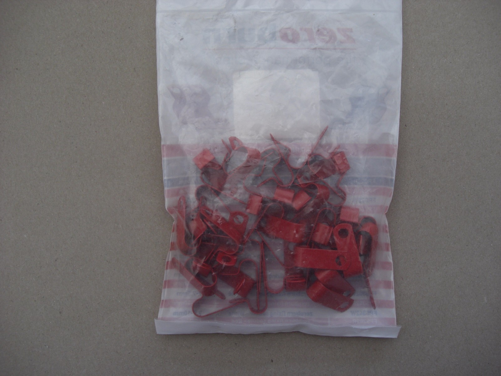 £6.00 + vat - Red P Clips Cable Clip for FP200 2 core x50 | eBay