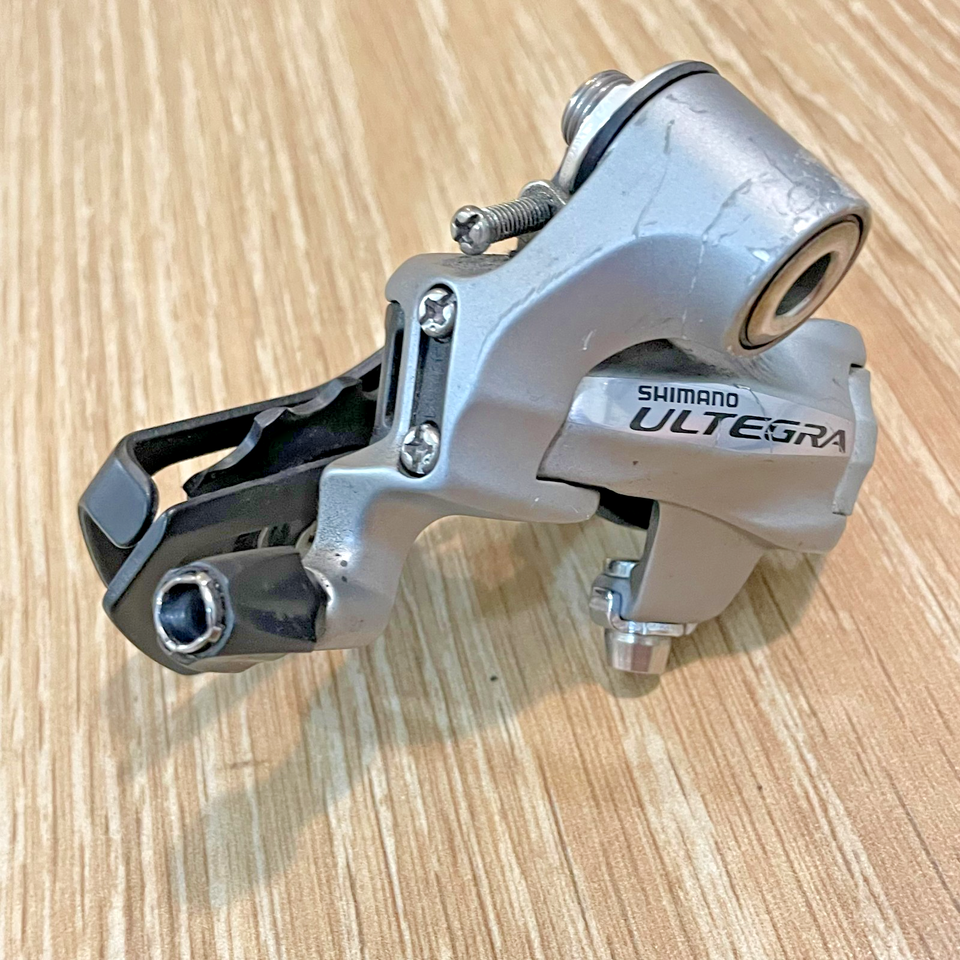 Shimano Ultegra RD-6700 Rear Derailleur 10-Speed Road Bike Short Cage ...