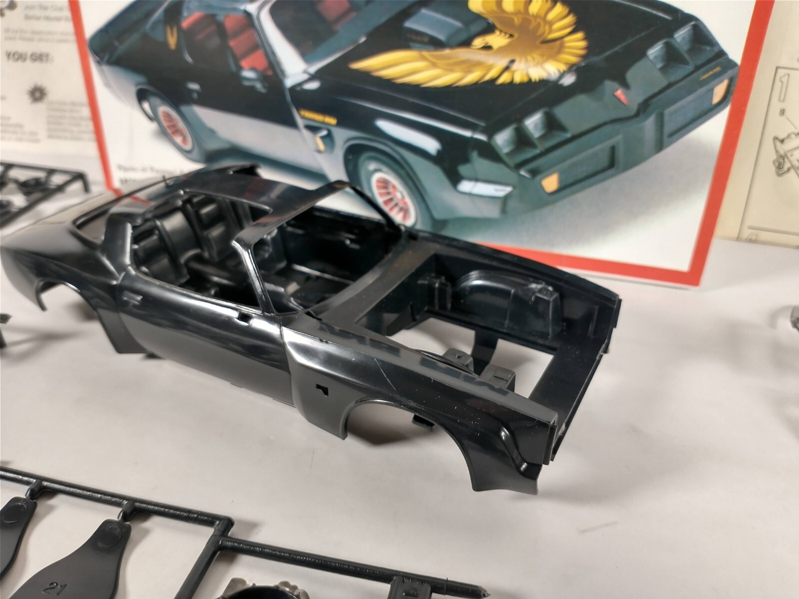 Pontiac Firebird Trans Am Revell 1:25 Model Kit 7202 | eBay