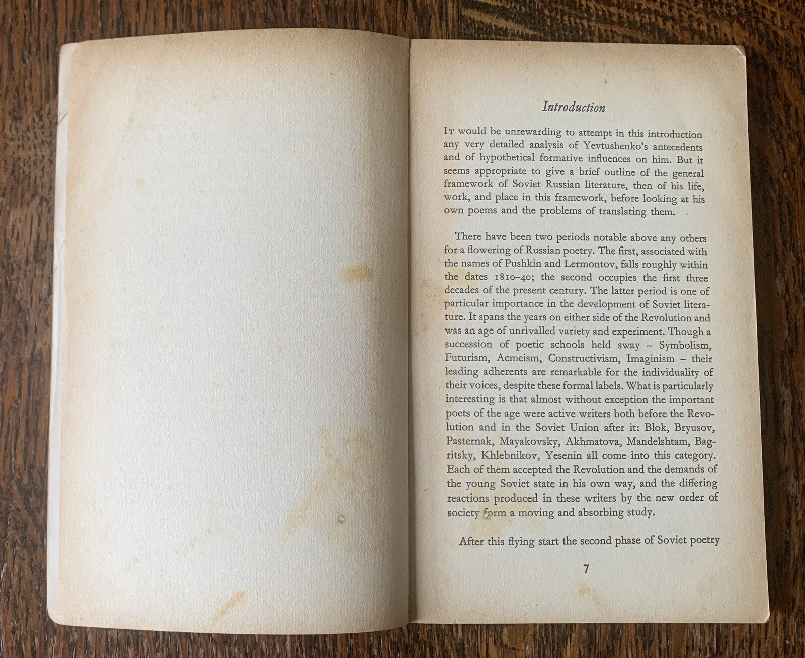 Yevtushenko Selected Poems Penguin Modern European Poets Vintage Poetry ...