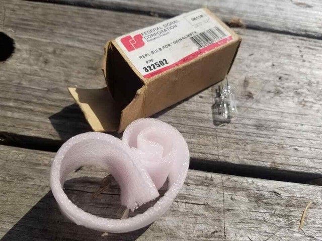 Federal Signal SignalMaster 322502 Replacement Bulb 27w 12v for sale ...