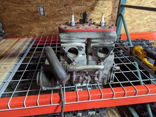 97 98 99 00 Polaris XC RMK 700 Non power valve complete running motor ...